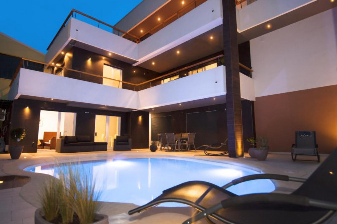 Basic Mansion with pool, Šibenik, Dalmatia, Croatia